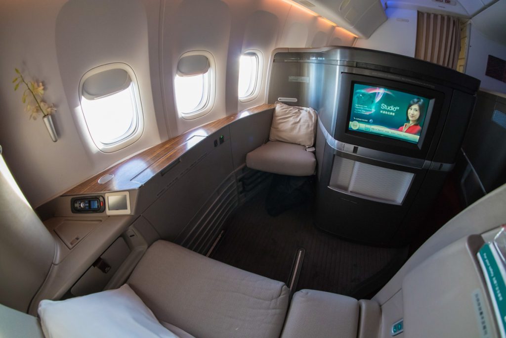 The Qantas American Express Ultimate Card - Point Hacks