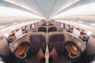 15 things to expect from your first Business Class flight - Point Hacks