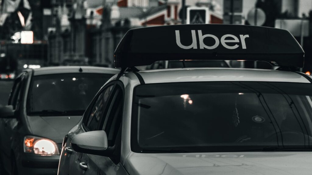 How to use Uber to get to and from Australian airports - Point Hacks