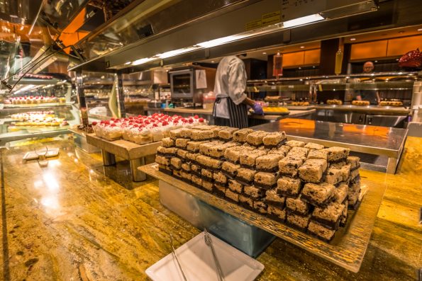 The Cosmopolitan of Las Vegas review - Point Hacks