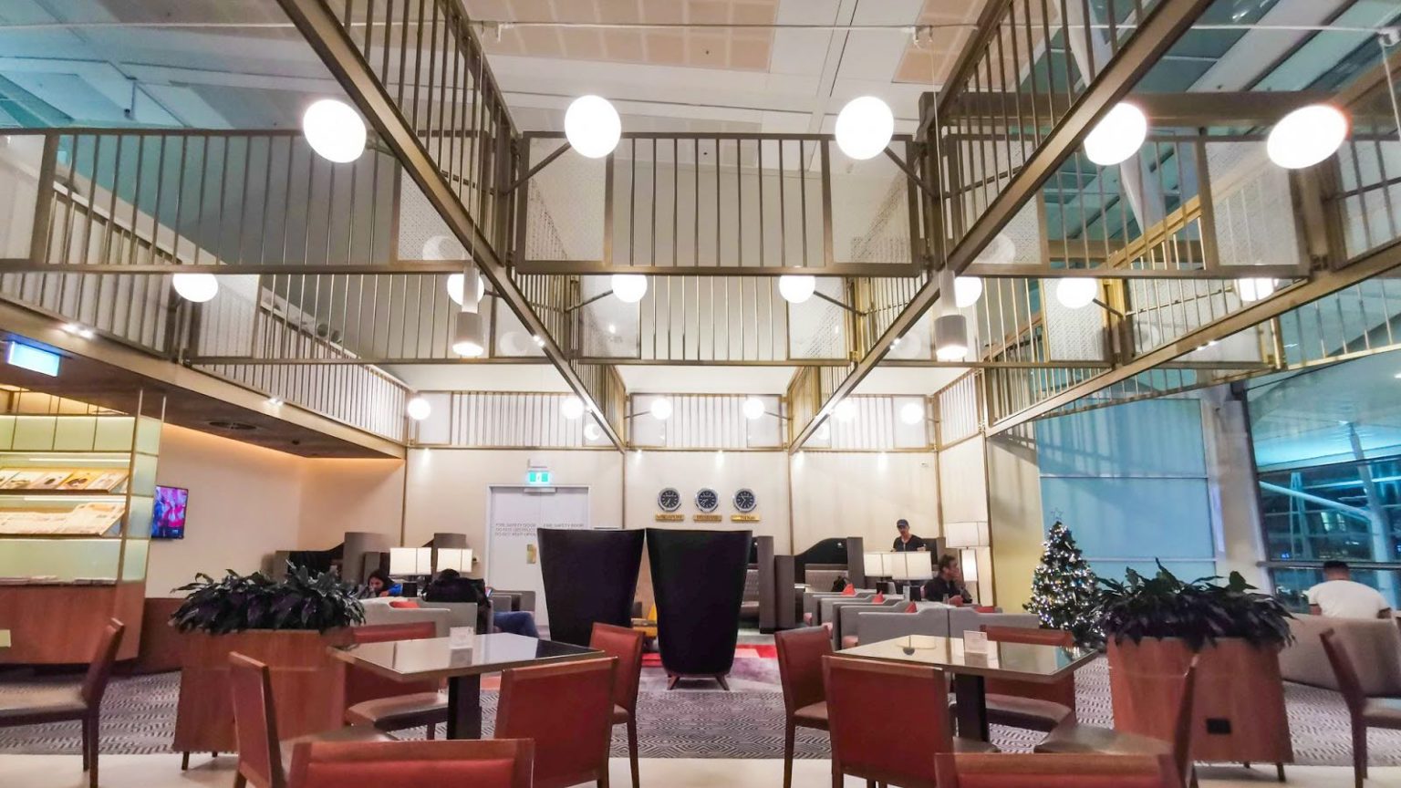 Singapore Airlines SilverKris Lounge, Brisbane - Point Hacks