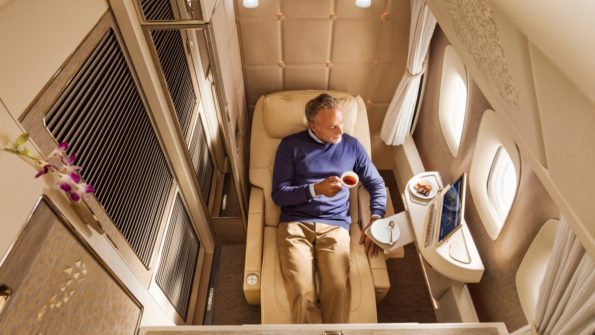 How do airlines decide who gets a free upgrade on flights? - Point Hacks