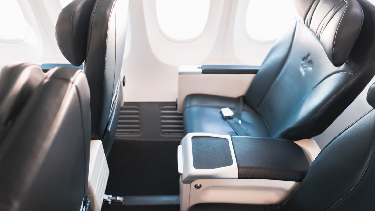 Virgin Australia 737 Business Class (Brisbane - Perth) - Point Hacks