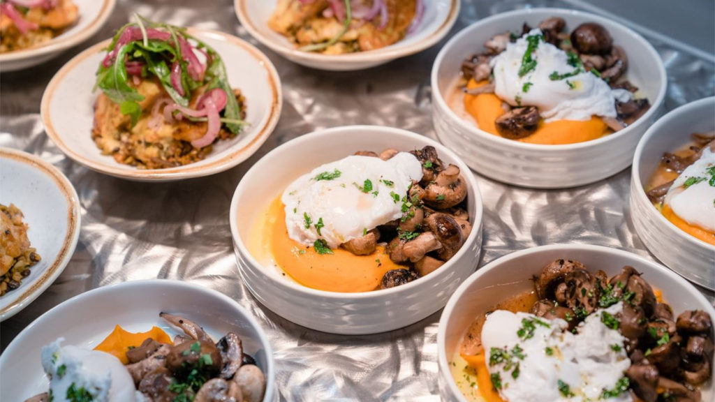 The Ultimate Guide to American Express Lounges - Point Hacks