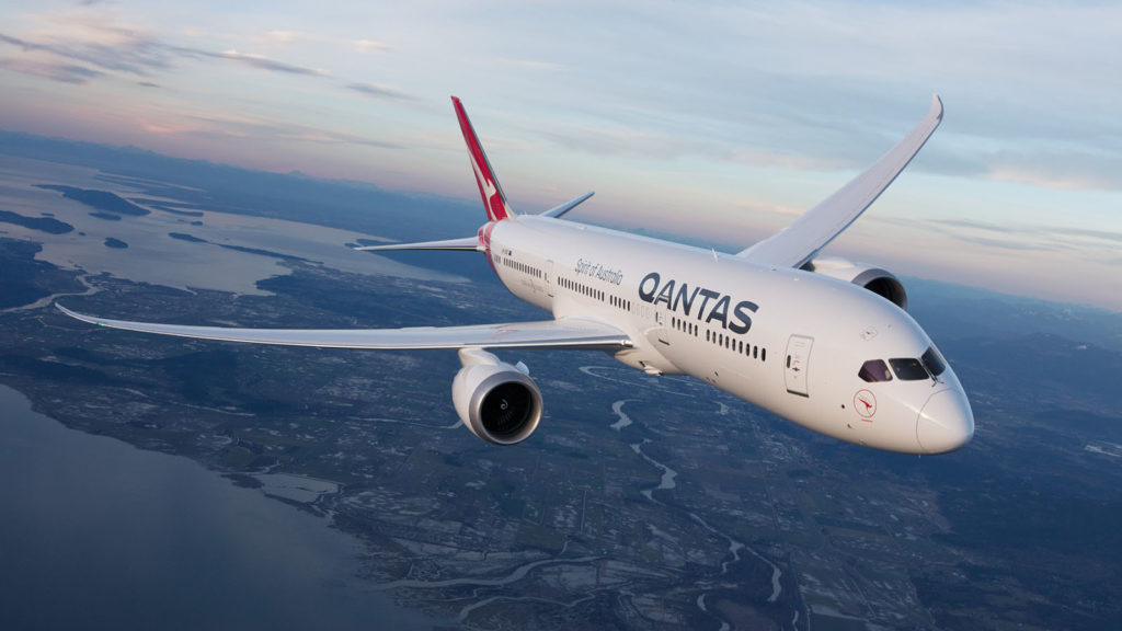 Qantas unveils Business dining onboard Perth-Rome flights - Point Hacks