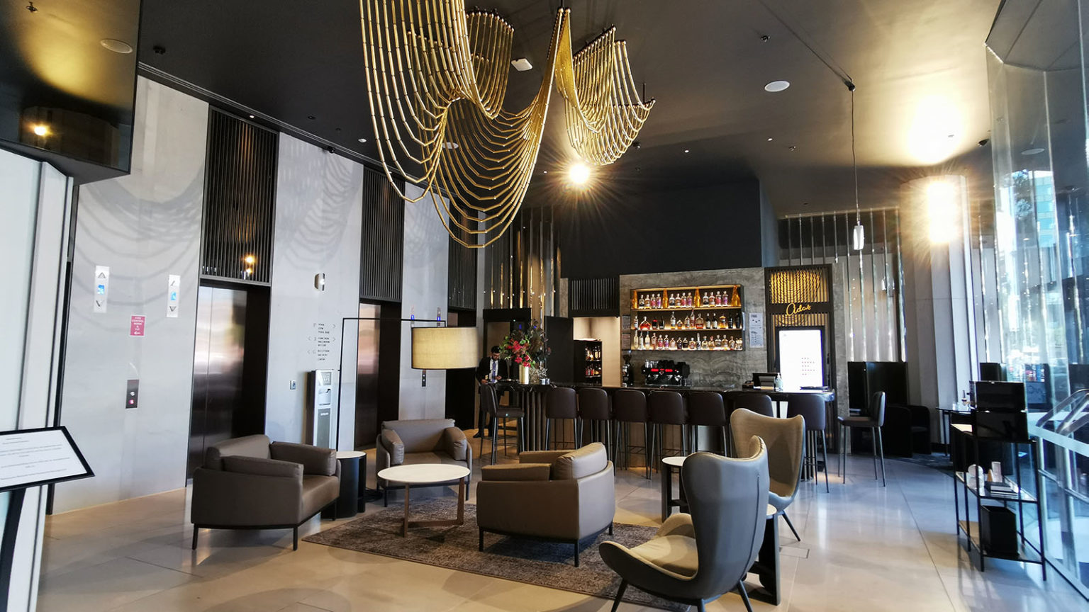 Review: Melbourne Marriott Hotel Docklands - Point Hacks