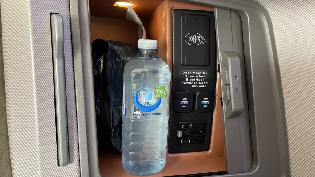 14 travel hacks to change how you travel forever - Point Hacks