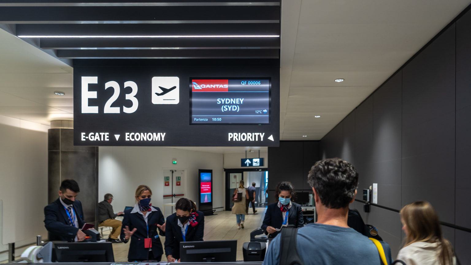 Review: Qantas Boeing 787 Premium Economy (Rome-Perth) - Point Hacks