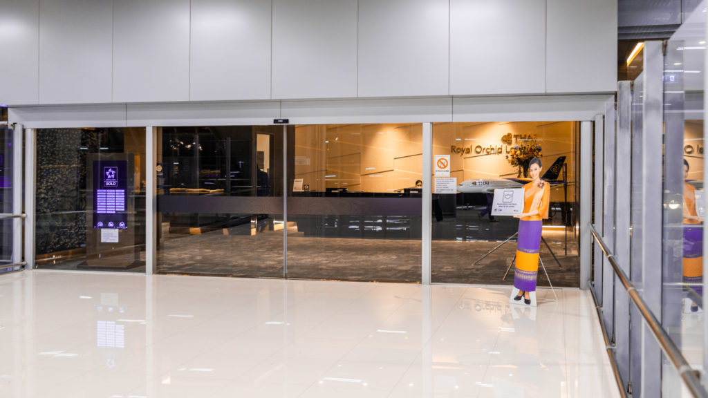 Review: Thai Airways Royal Orchid Prestige Lounge, Bangkok - Point Hacks