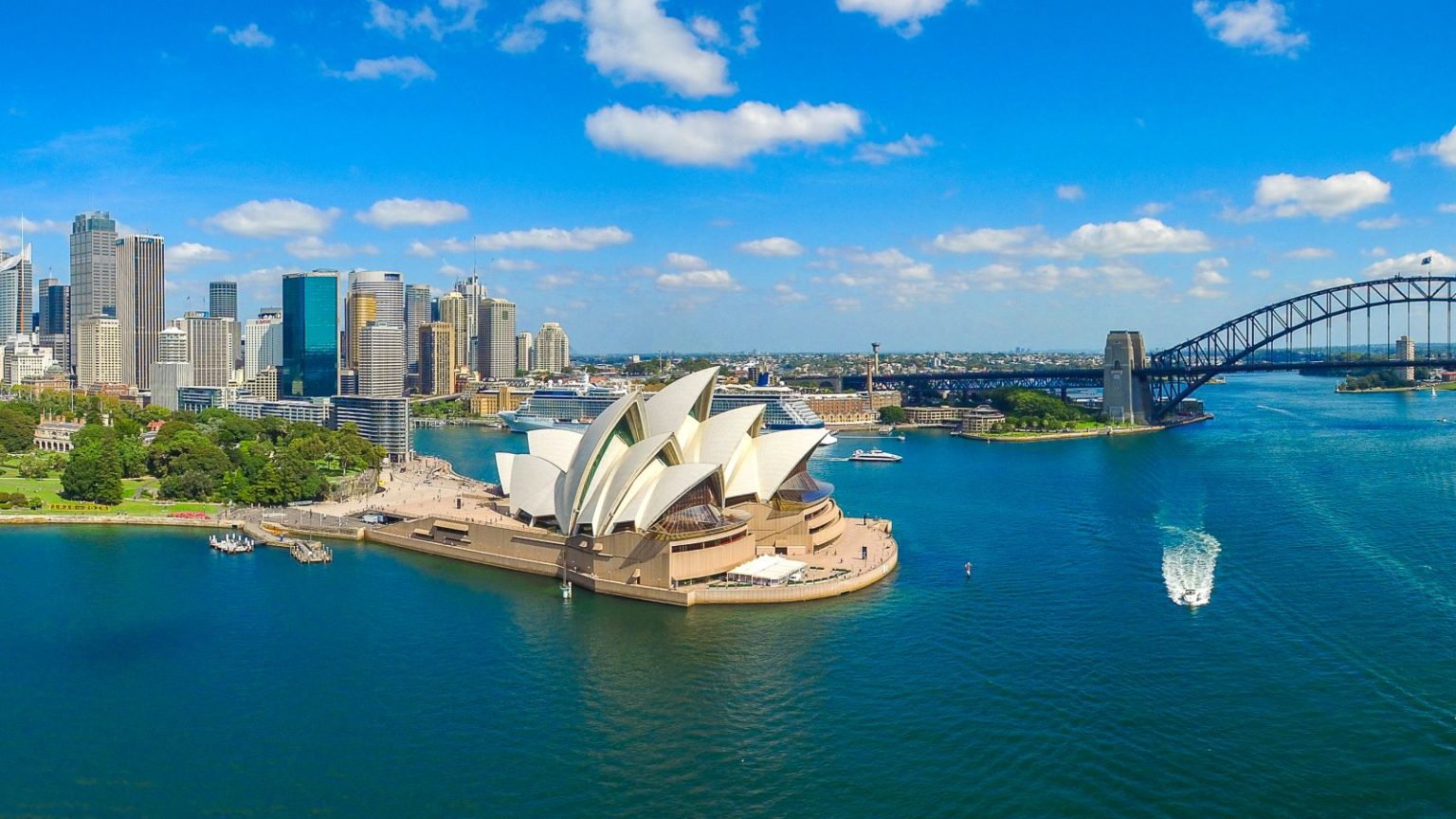 How to get from Sydney Airport to the City - Point Hacks