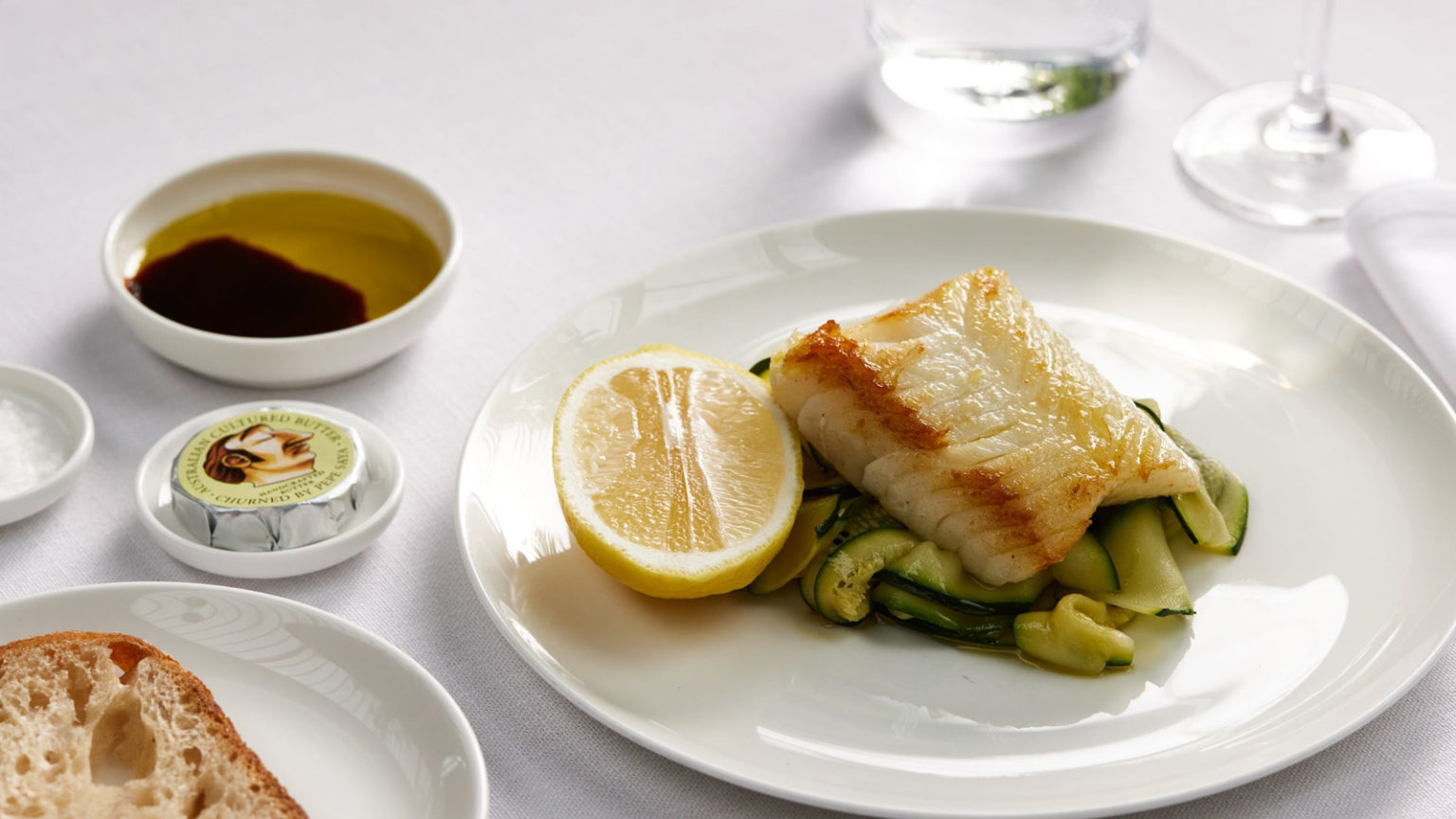 Qantas launches new inflight menus [2023] - Point Hacks