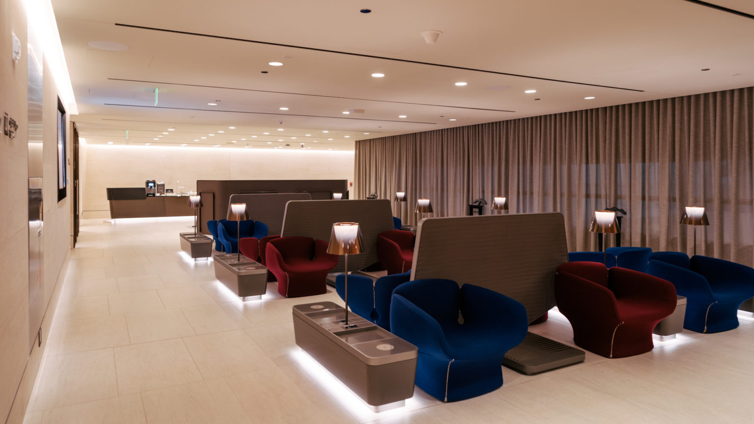Qatar Airways Premium Arrival Lounge, Doha - Point Hacks
