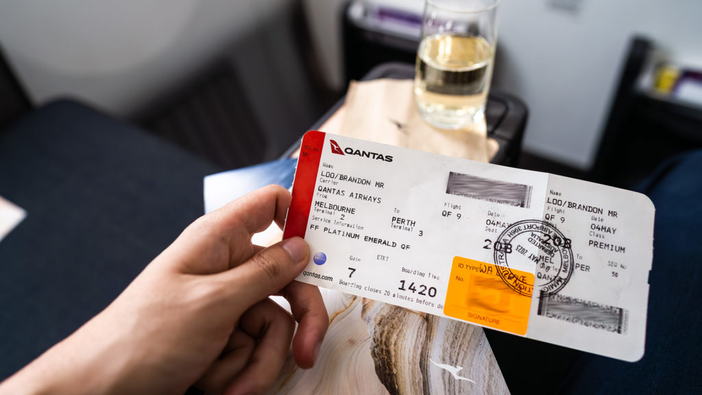 What to expect on a Qantas 'international' domestic flight - Point Hacks