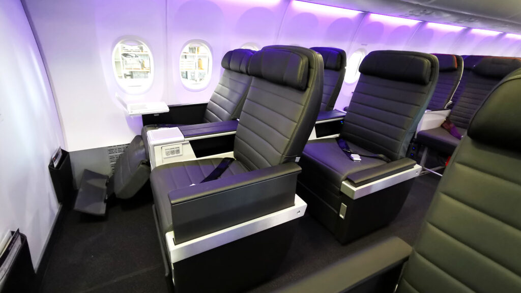 Photo tour: onboard Virgin Australia's new Boeing 737 MAX 8 - Point Hacks