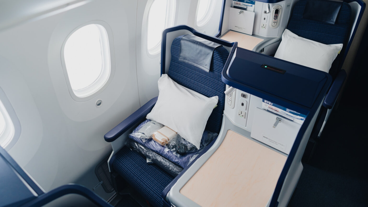 Review: ANA Boeing 787 Business Class (Tokyo – Sydney) - Point Hacks