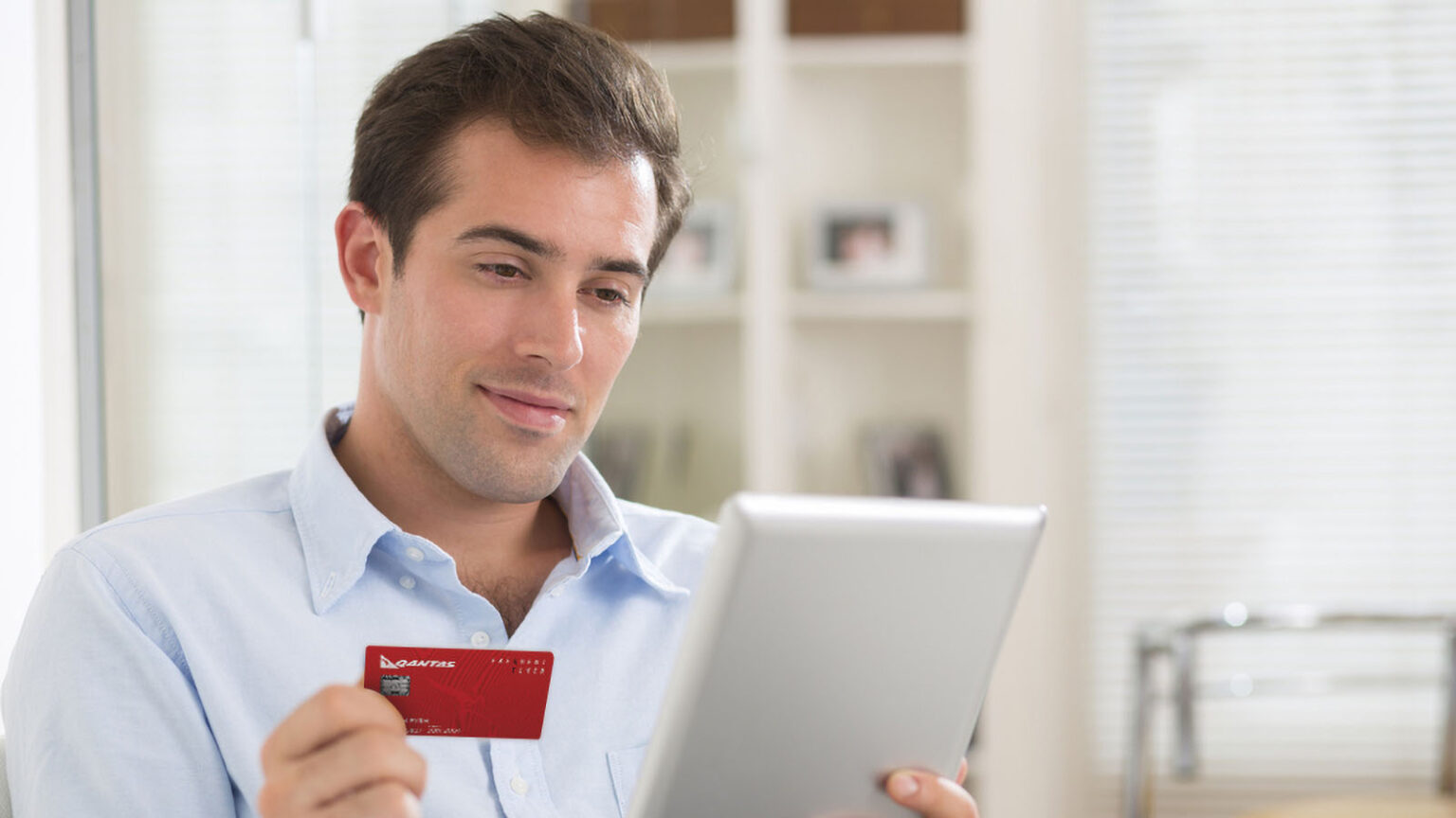 Best credit cards for international travel in Australia (2026) - Point ...