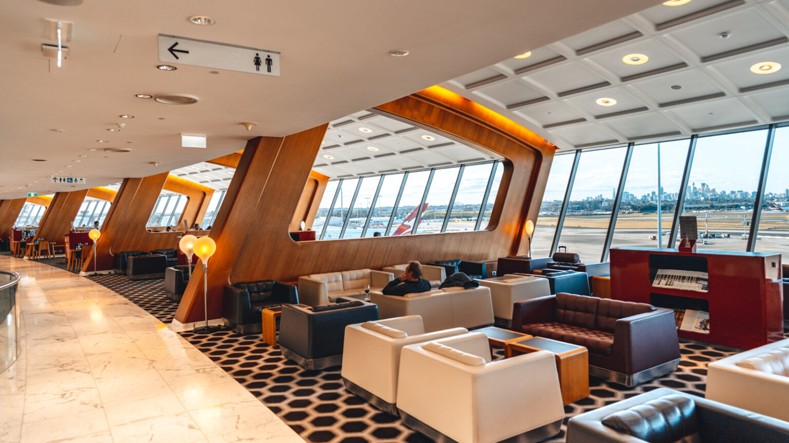 Experience the indulgence of Qantas First for under $300 - Point Hacks