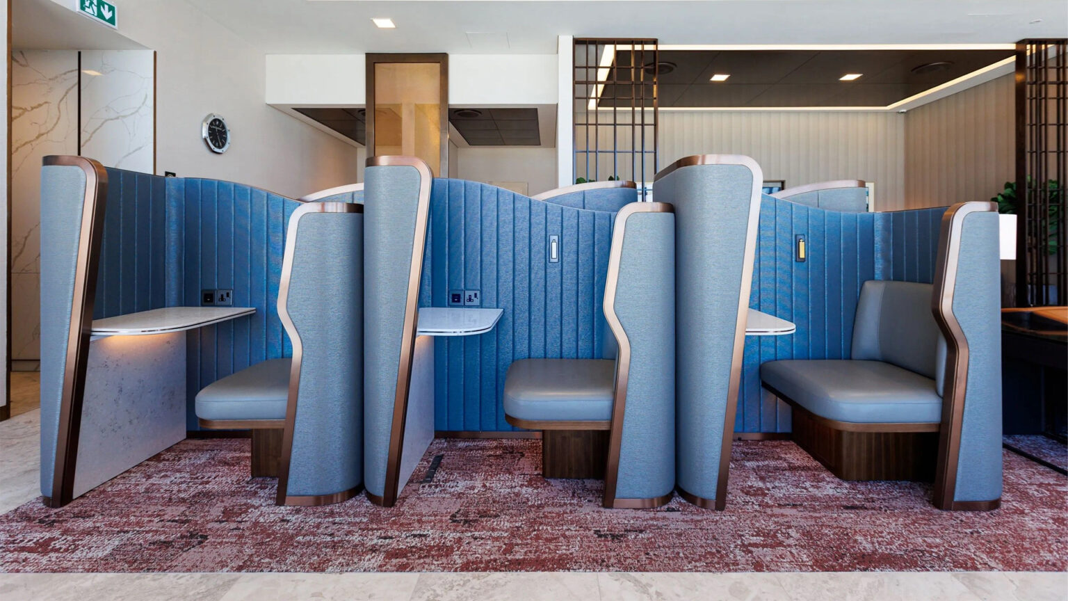 Review: Singapore Airlines SilverKris Business Lounge, London Heathrow ...