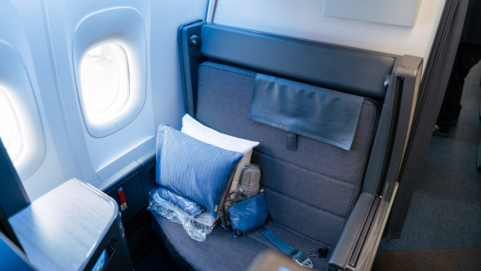 Review: ANA Boeing 777 Business Class (London – Tokyo) - Point Hacks