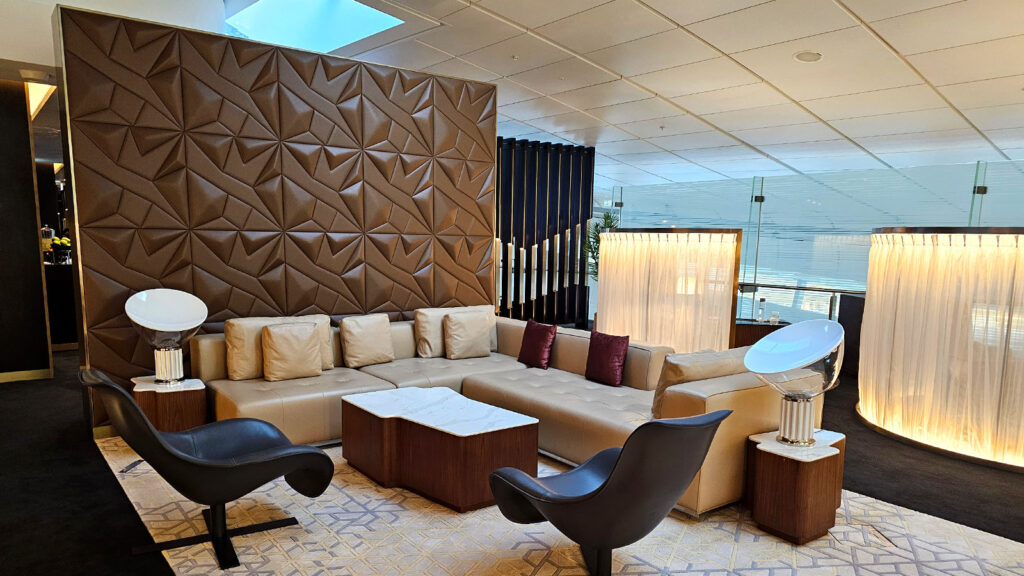Velocity Platinum gets you into Etihad's new First Class Lounge - Point ...