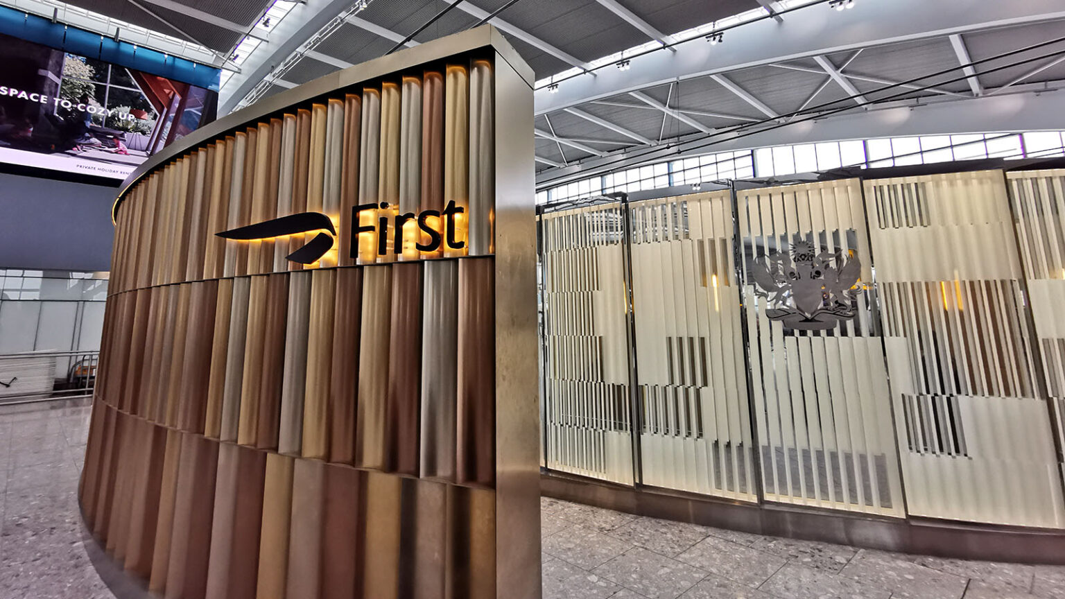 Review: British Airways Boeing 777 First (London - New York JFK ...