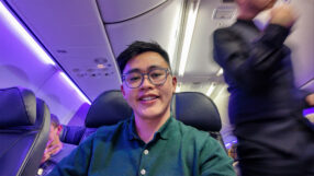 Virgin Australia Boeing 737 Business Class (Uluru-Melbourne) - Point Hacks