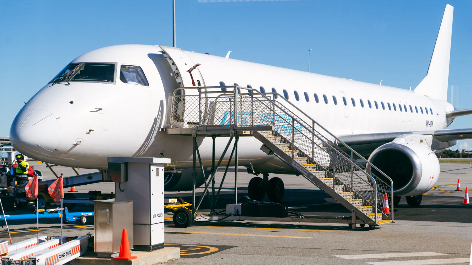 Rex NJE Embraer E190 Economy (Perth - Adelaide) - Point Hacks