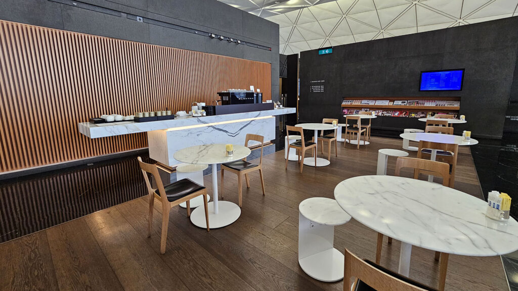 Review: Cathay Pacific The Wing, First Class Lounge, Hong Kong - Point ...