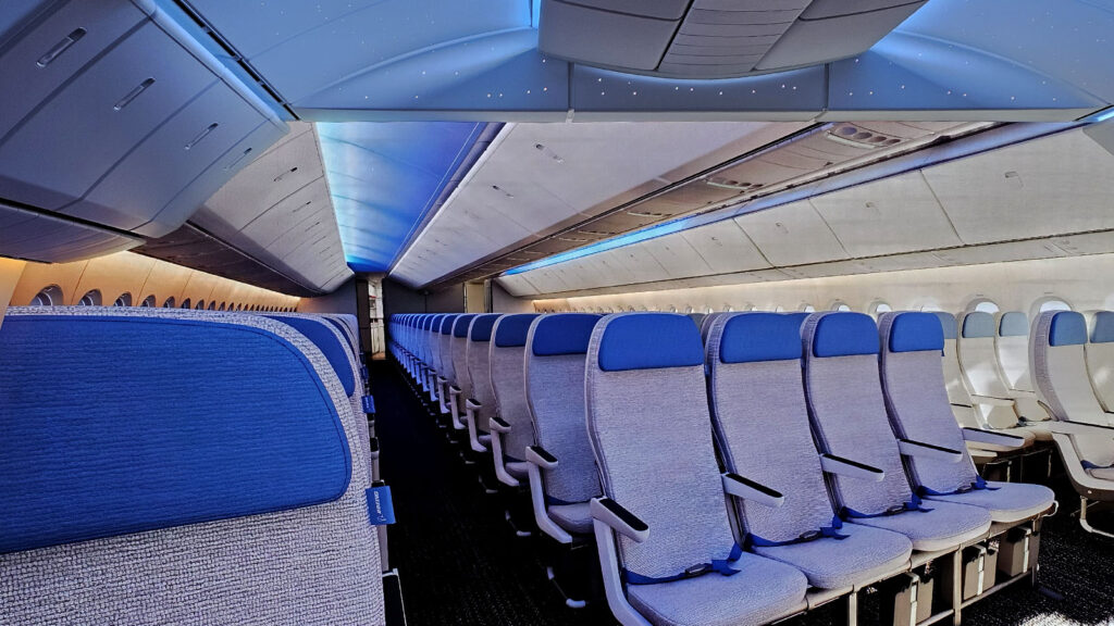 Boeing previews 777X cabin and lighting concepts - Point Hacks