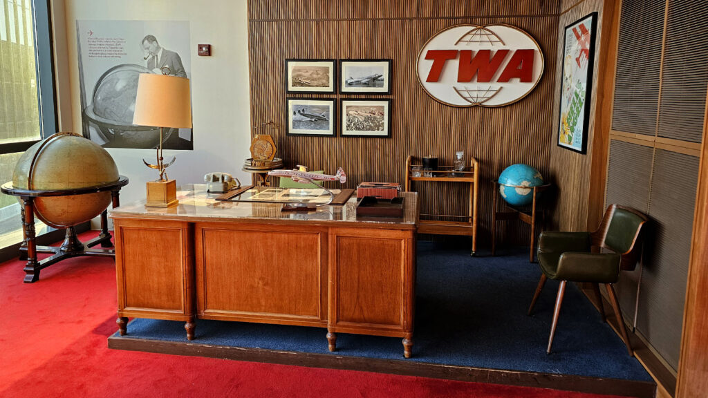 Catch Me If You Can: Visiting TWA Flight Center at New York JFK - Point ...