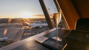 Review: American Airlines Boeing 777 Premium Economy (Sydney – Los ...