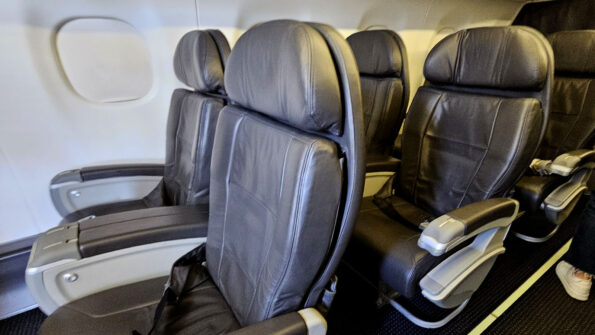 American Airlines Embraer E175 First Class (LAX – Denver) - Point Hacks