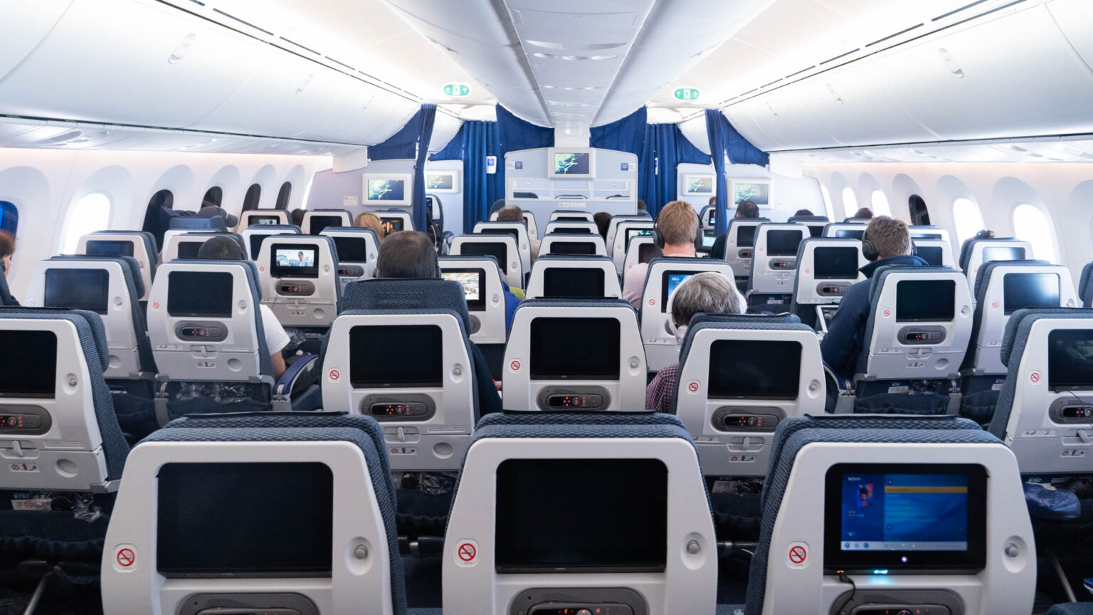 Review: ANA Boeing 787-9 Economy Class (Tokyo Narita – Perth) - Point Hacks