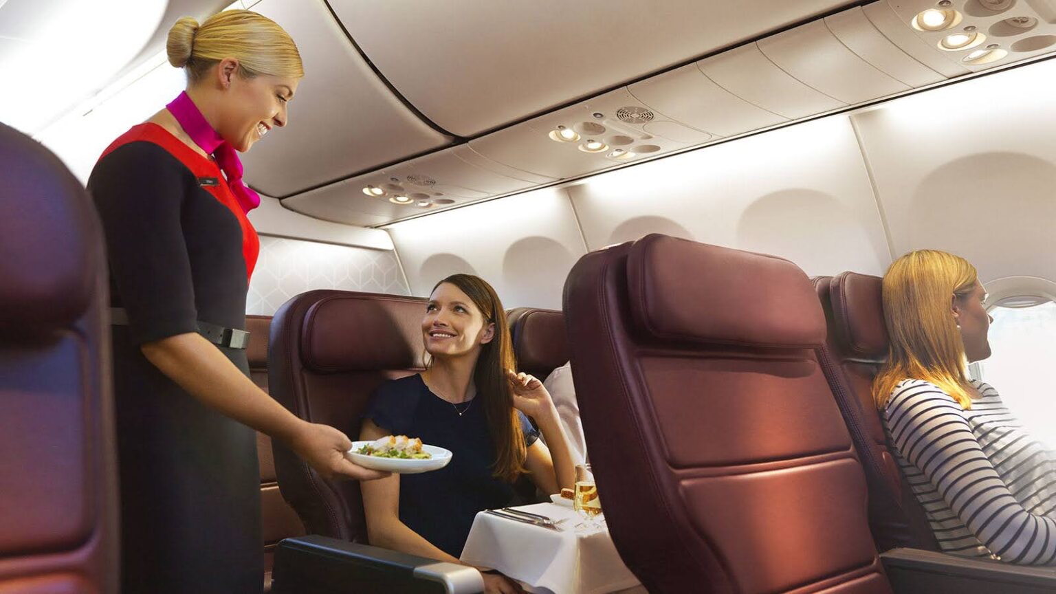 Is it worth chasing Qantas Gold status? - Point Hacks