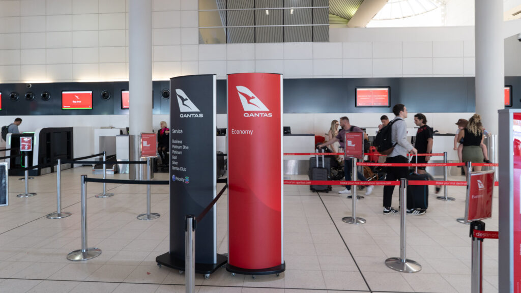 QF65 | Qantas Perth-Johannesburg A330 Business Class - Point Hacks
