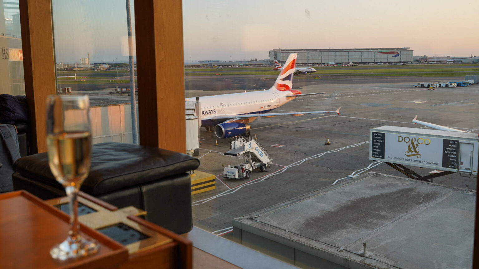 The ultimate Heathrow T3 lounge hop with oneworld - Point Hacks